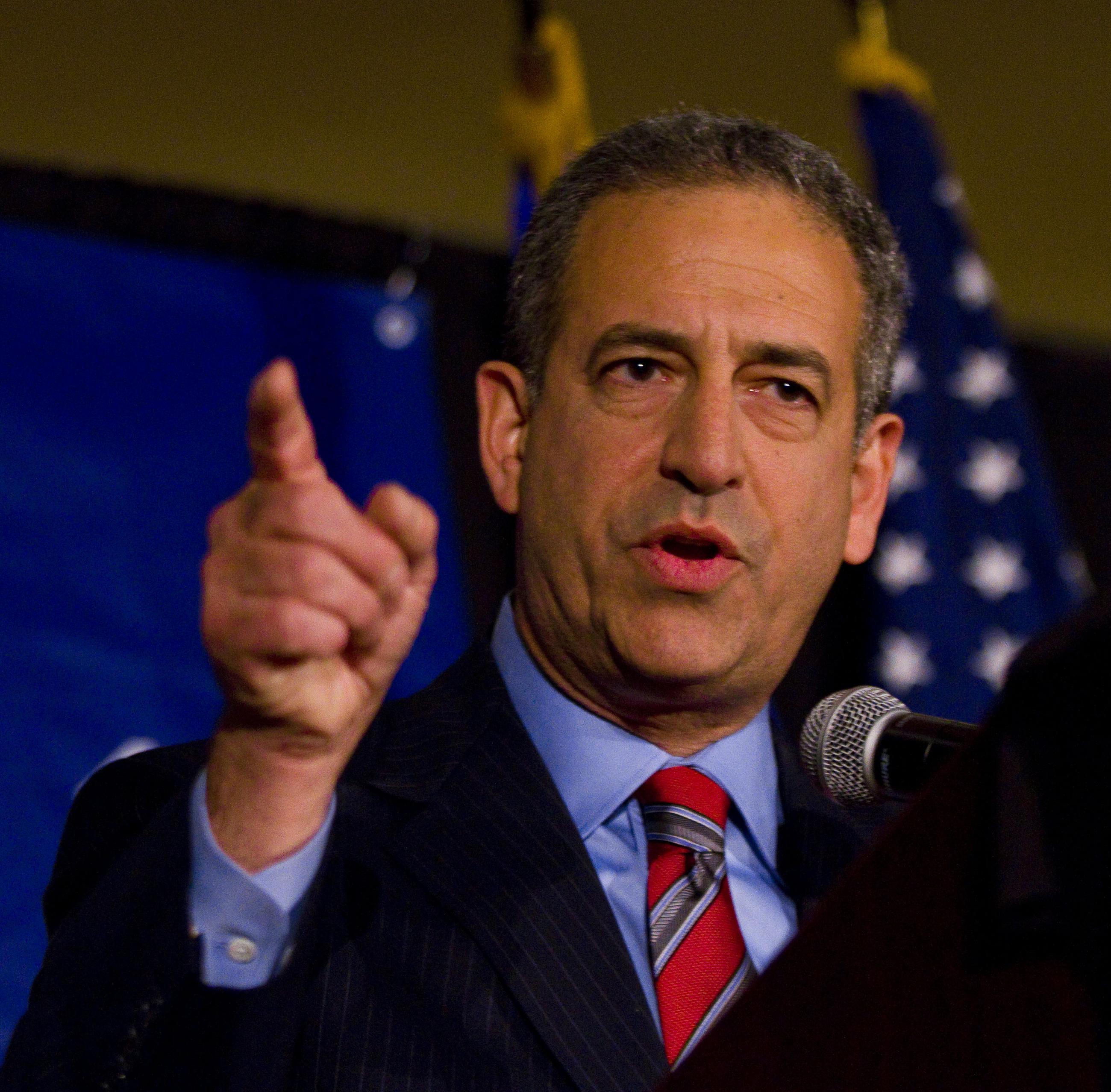 Feingold's Early Fundraising Breaks Longtime Campaign-Finance Pledge